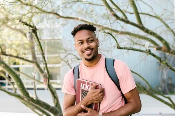 12 Benefits of Working with a College Tutor